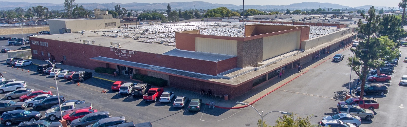 Valley Indoor Swap Meet