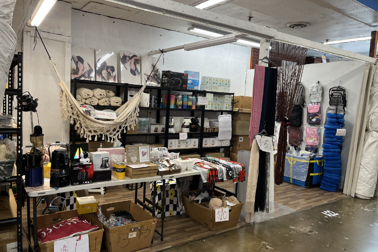 Valley Indoor Swap Meet